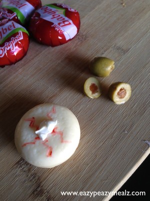 Halloween: Cheese Eyeballs - Easy Peasy Meals