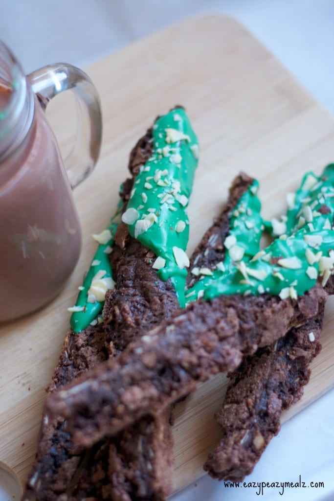 Chocolate Mint Almond Biscotti - Easy Peasy Meals