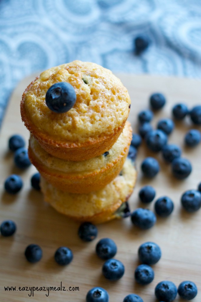 Day 16: Eat Breakfast & Blueberry Muffins - Easy Peasy Meals