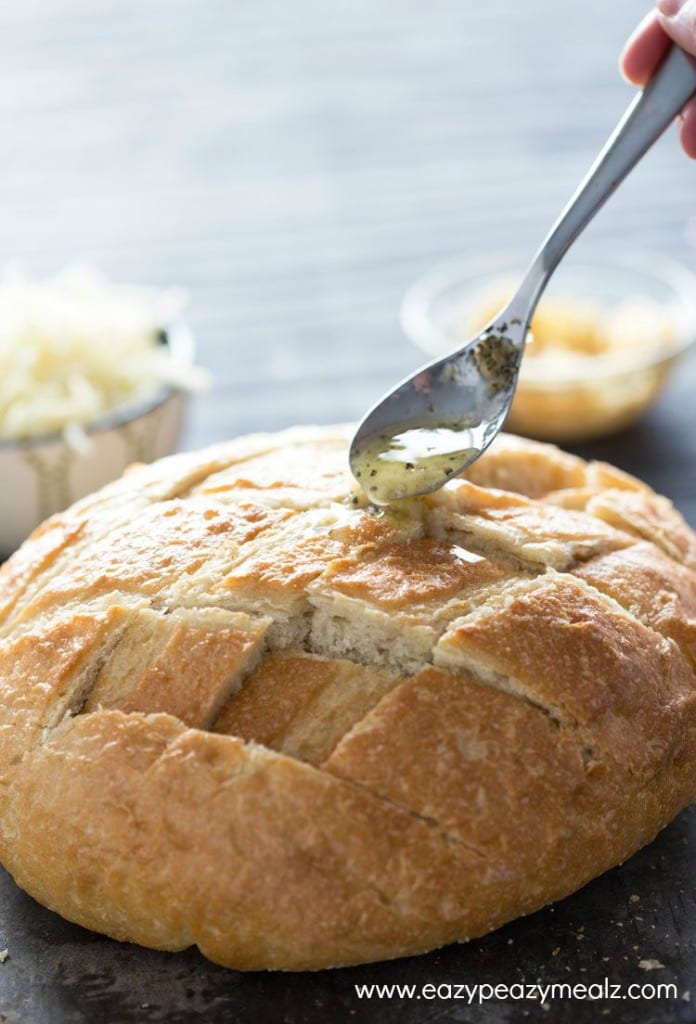 Cheesey Garlic Pull-It Bread - Easy Peasy Meals