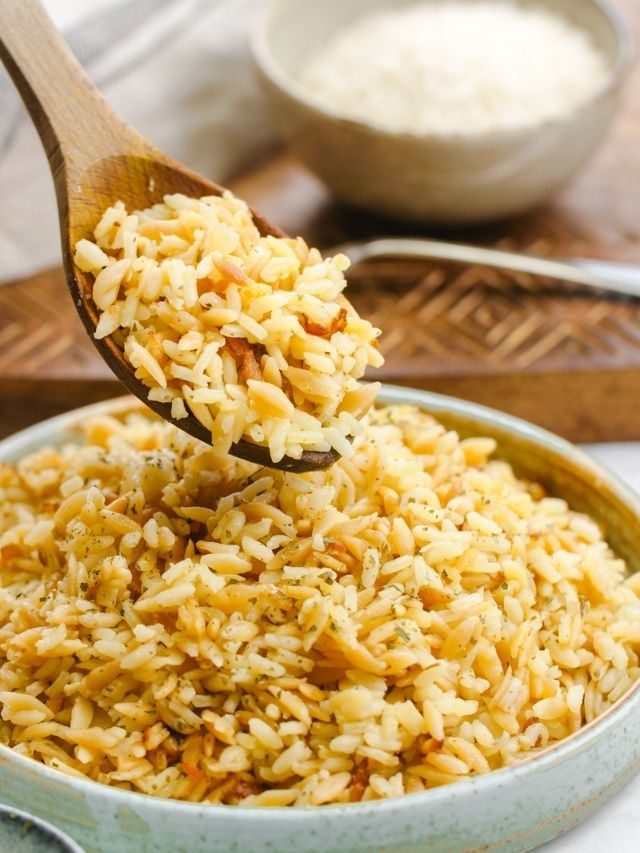 Easy Rice Pilaf Story - Easy Peasy Meals