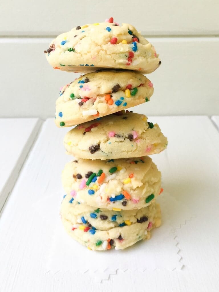 Funfetti Sugar Cookies - Easy Peasy Meals