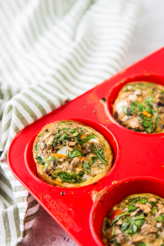 Cheese and Veggies Breakfast Egg Muffins - Easy Peasy Meals