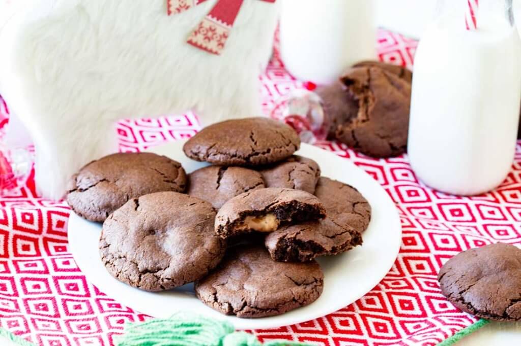 Caramel Stuffed Chocolate Cookies - Easy Peasy Meals