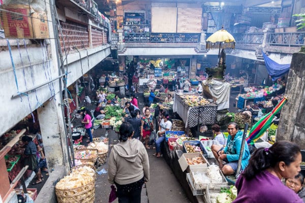 Exploring Local Morning Markets in Ubud, Bali - Easy Peasy Meals