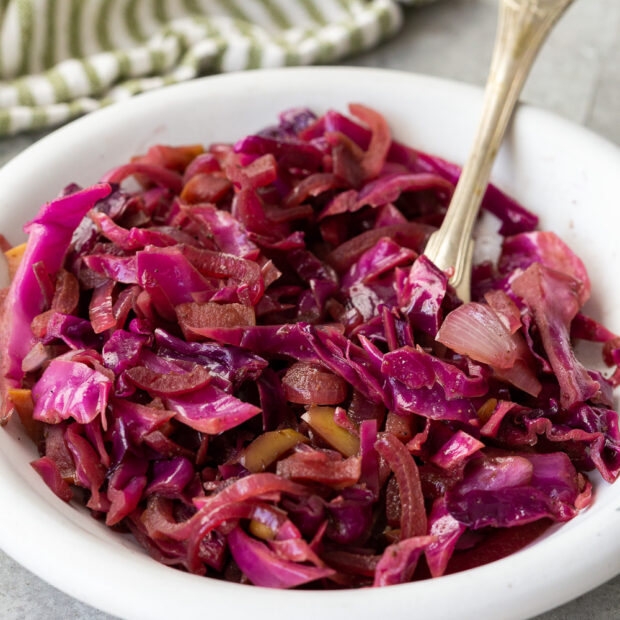 German Red Cabbage Recipe - Easy Peasy Meals