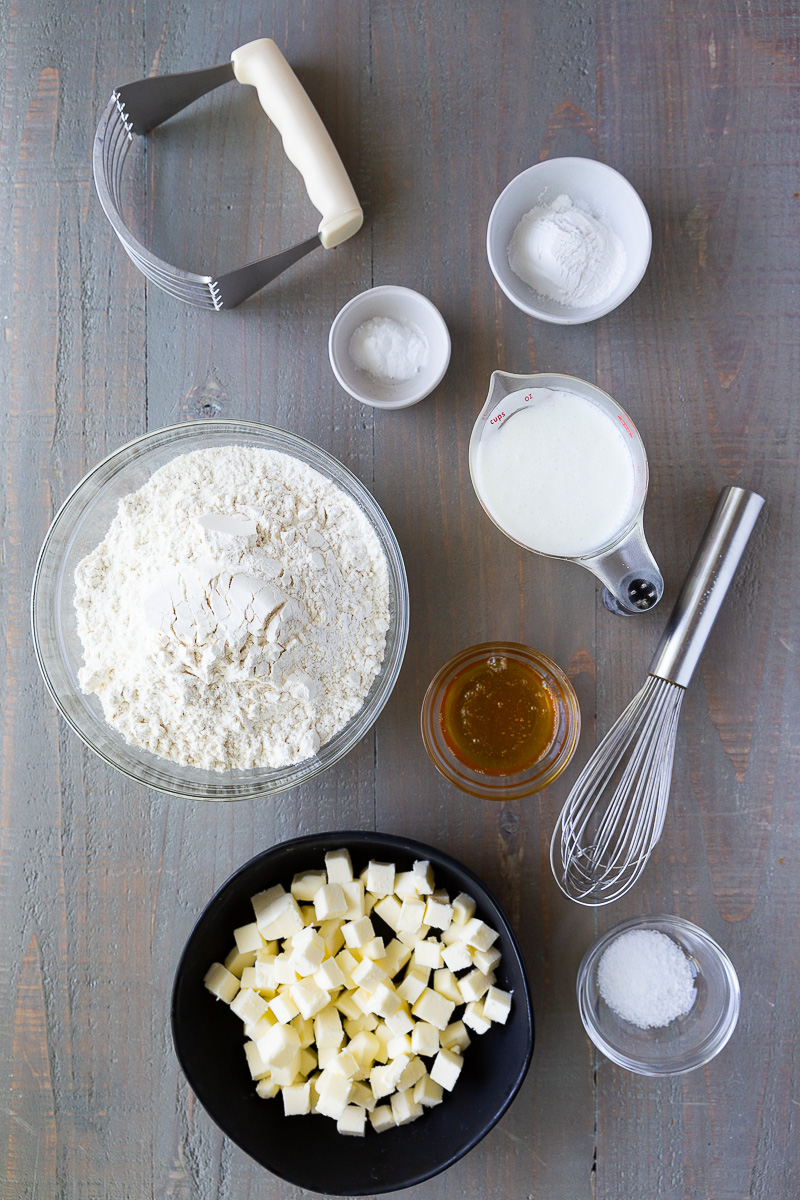 Southern-Style Buttermilk Biscuits - Easy Peasy Meals
